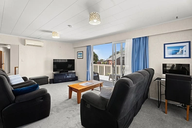 6 Culzean Grove, Bell Block - 3 Bed House for Sale | HouGarden